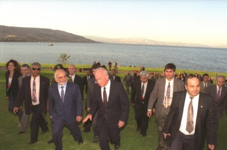 Negotiating peace between Israel and Jordan, September 1993-November 1994